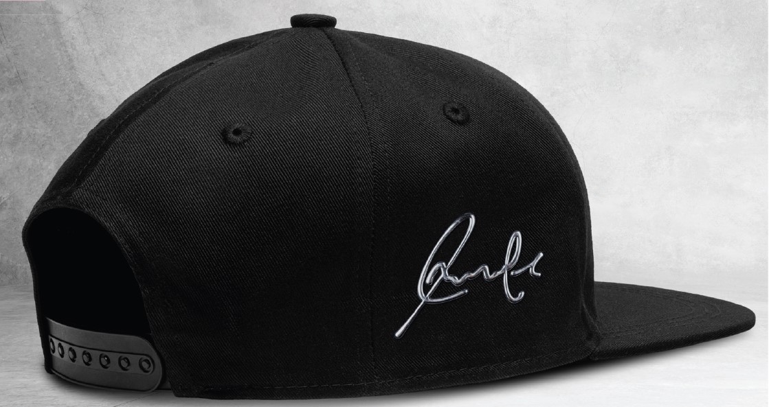 Learn the benefits of RFID in the retail & apparel industry | World Emblem